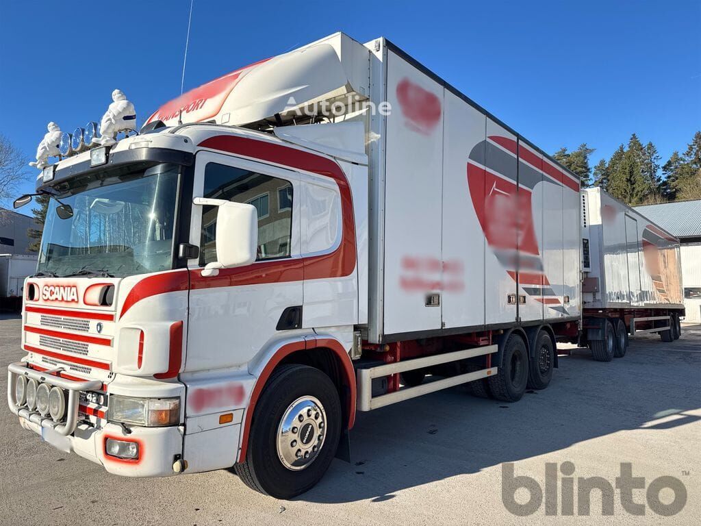 Prodaje se Scania P124LB6X2 kamion furgon na aukciji + prikolica hladnjača