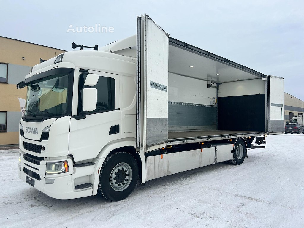 Scania P320 4X2 EURO6 + CARRIER + SIDE OPENING kamion hladnjača