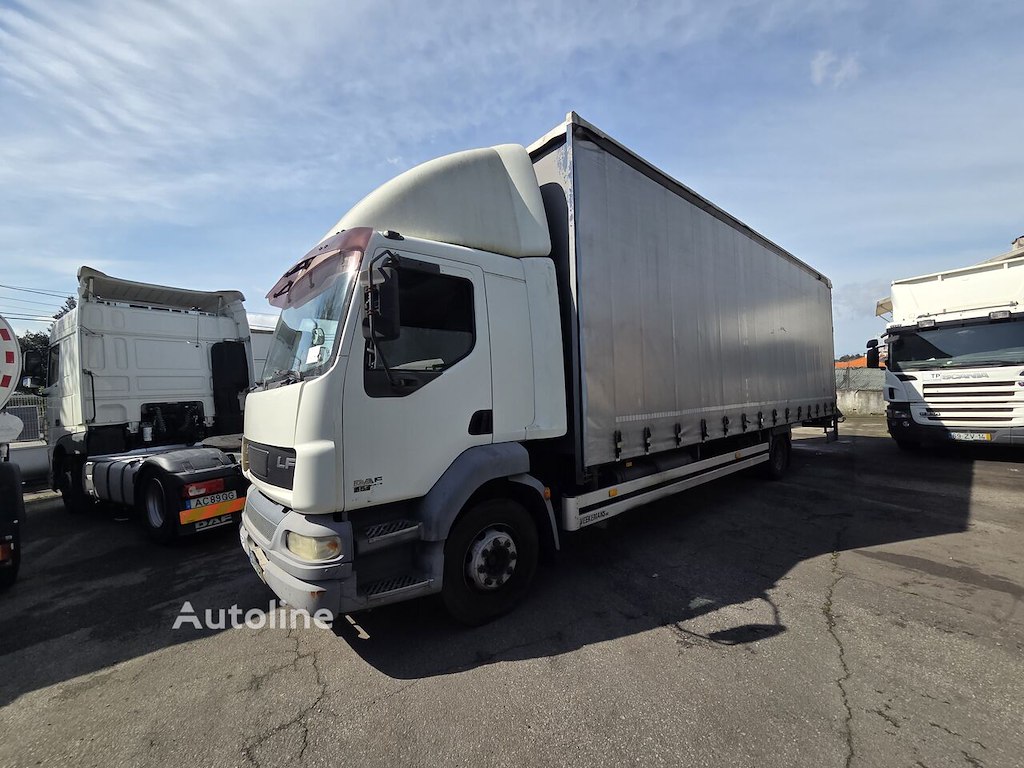DAF LF 55 250 kamion sa klizna zavesa cerada