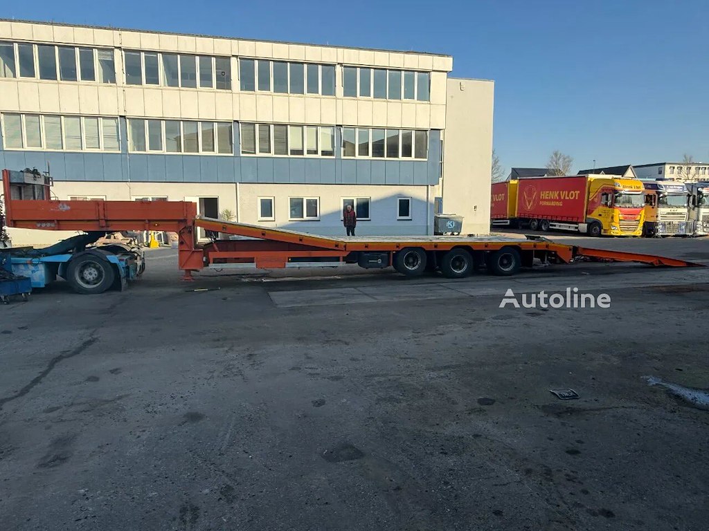 Meusburger MTS 3, 2 AXLE FORCED STEERING,1 LIFT AXLE, DOUBLE HYDR. RAMPS &H poluprikolica sa niskom platformom