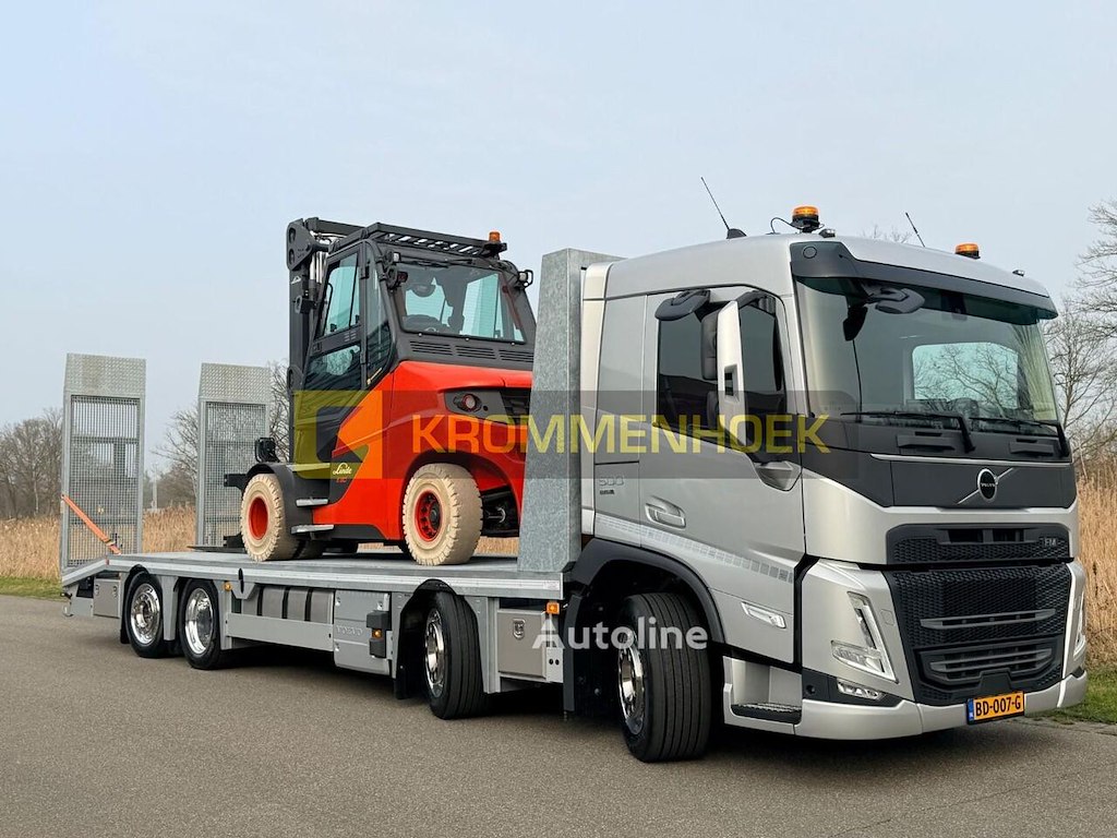 Novi Volvo FM 500 8x2 Machine transporter | New autotransporter