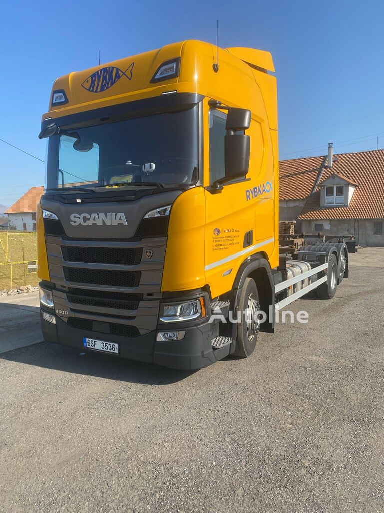 Scania R460 kamion autopodizač kontejnera