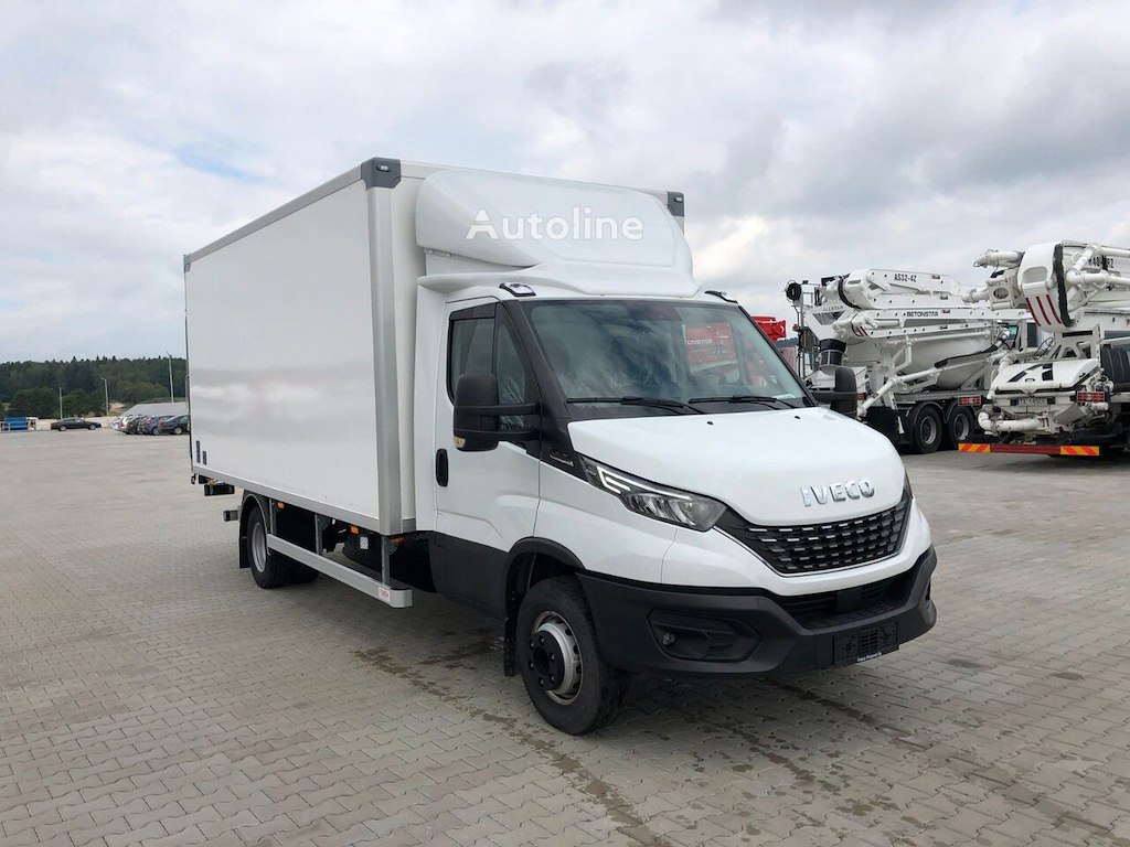 Novi IVECO Daily 70C18H izotermni kamion