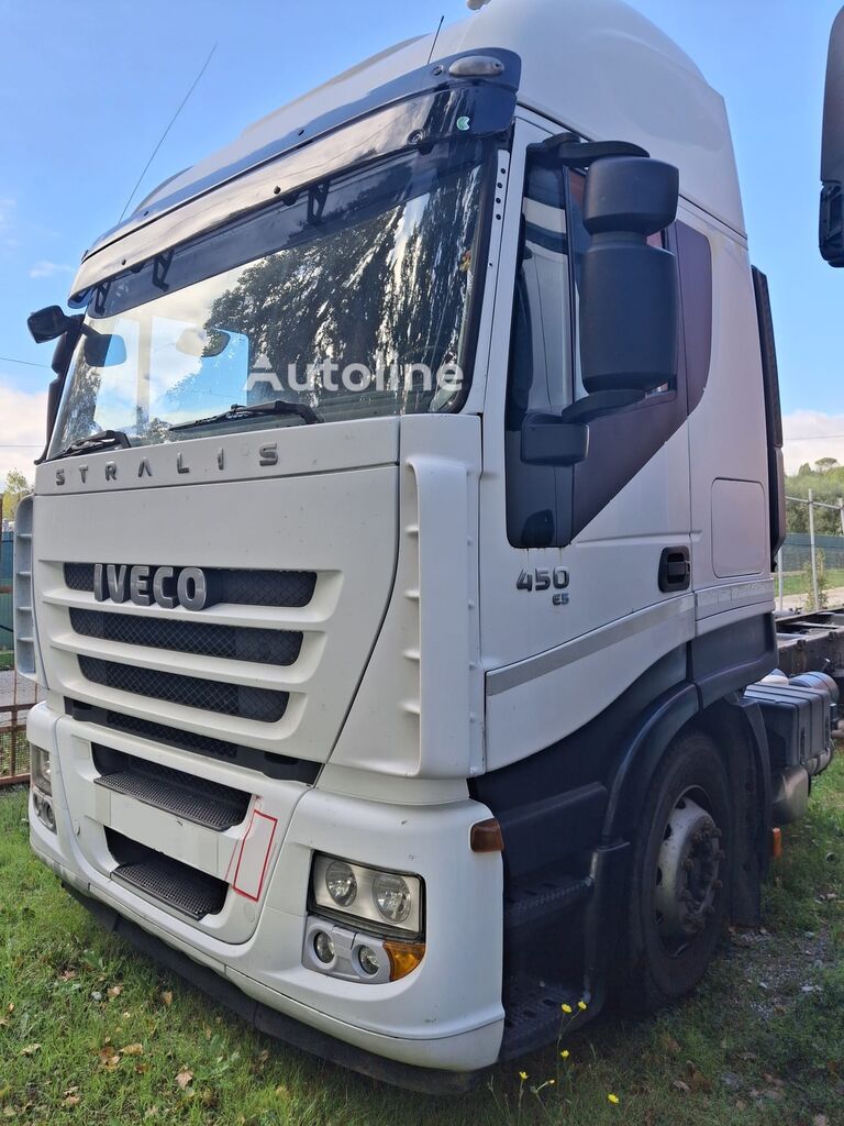 IVECO STRALIS 450 kamion sandučar