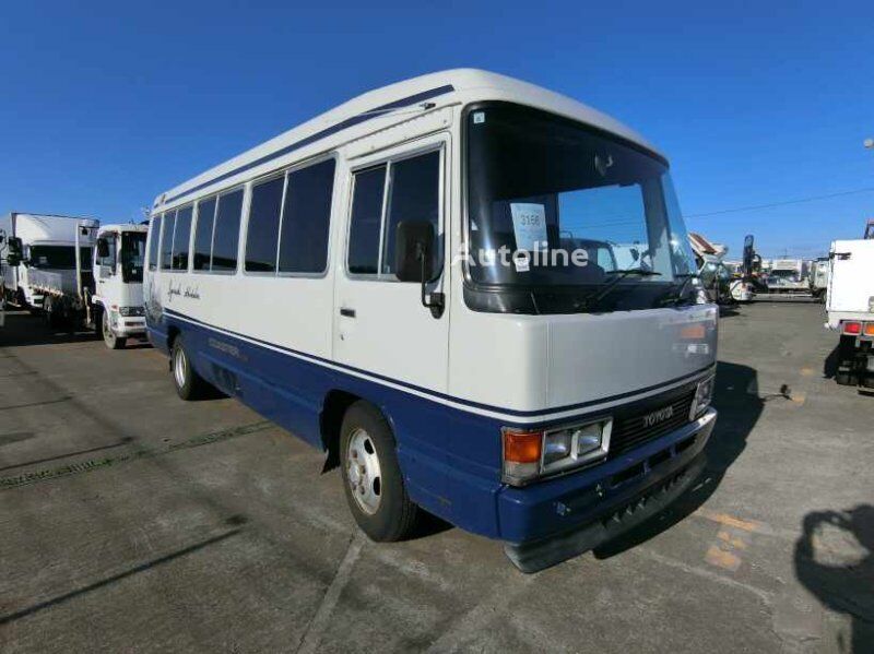 Toyota COASTER prigradski autobus