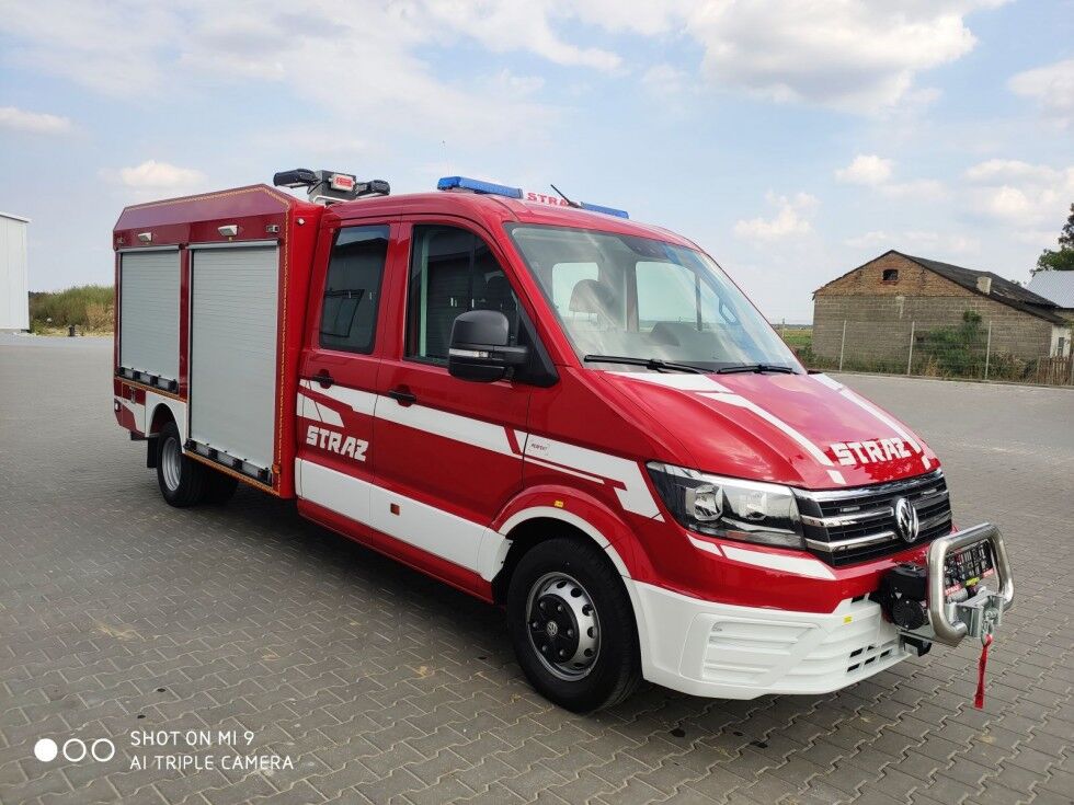 Volkswagen CRAFTER 55 4X2 lekki specjalny ratowniczo-gaśnicz vatrogasno vozilo