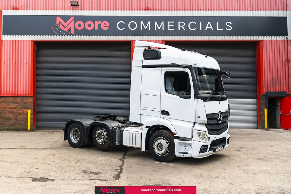 Mercedes-Benz Actros 2548LS Streamspace tegljač
