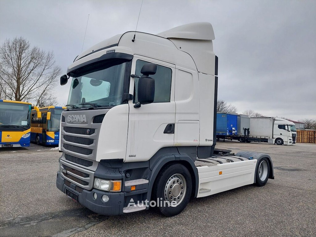 Scania R450 Mega tegljač