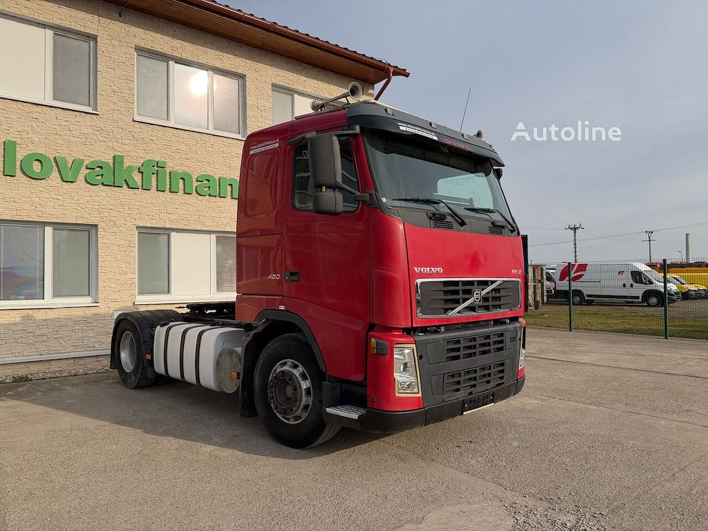 Volvo FH12.420 VIN 702 tegljač