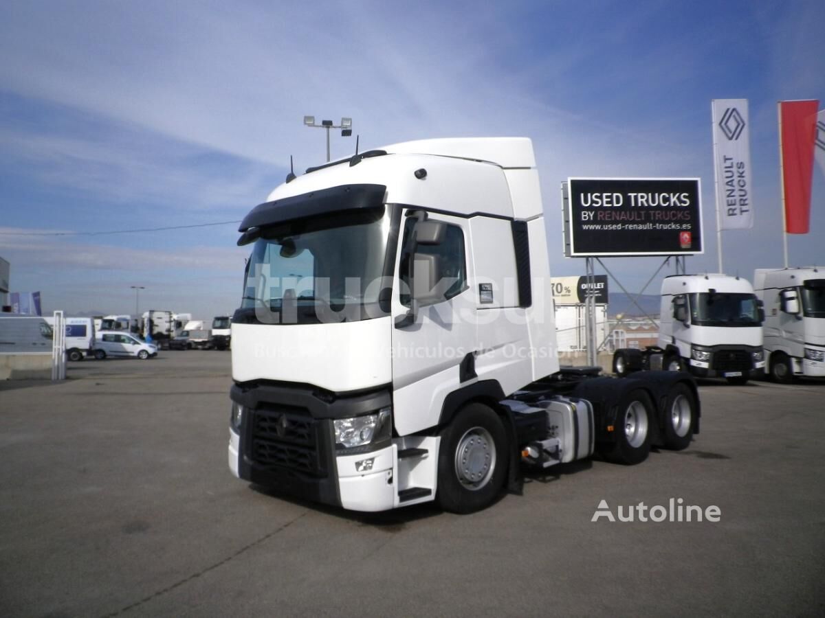 Renault T520 6X2*4 SLEEPER CAB tegljač