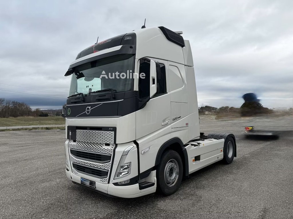 Volvo FH 500 XL in ADR, anno 2023 tegljač