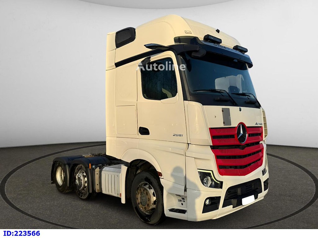 Mercedes-Benz Actros 2551 tegljač