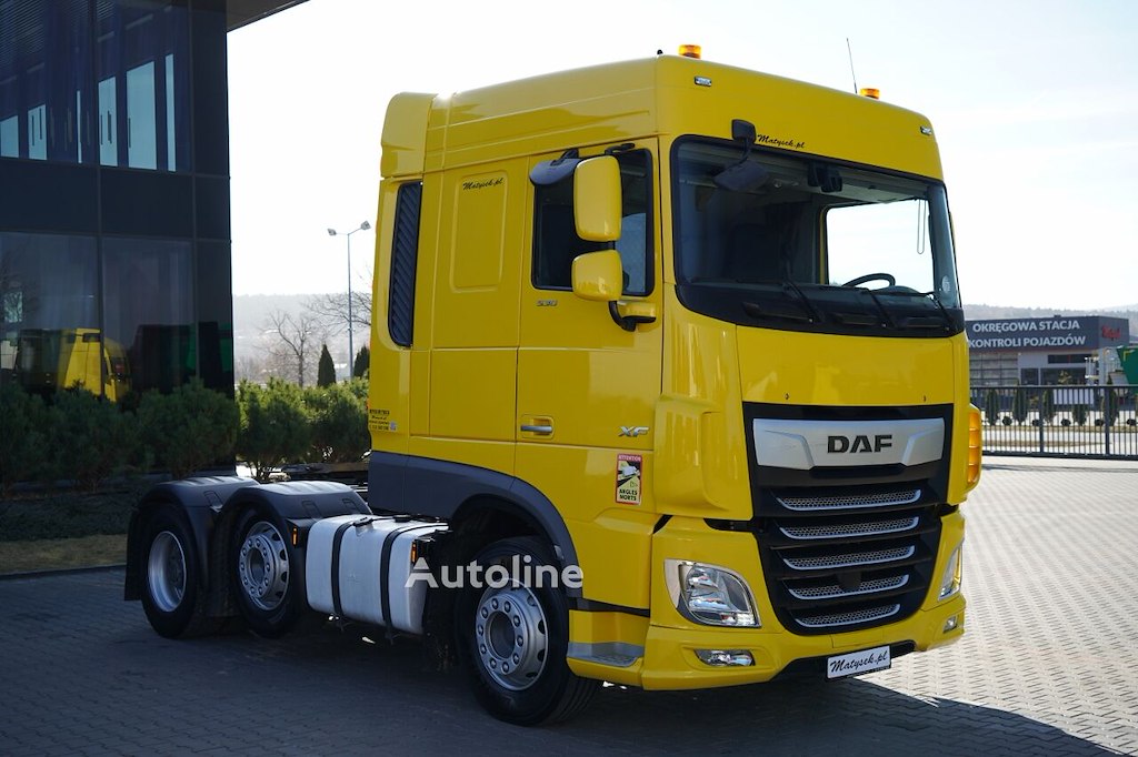 DAF XF 530 / PUSHER / 6X2/ RETARDER / SPACE CAB / OŚ PODNOSZONA tegljač