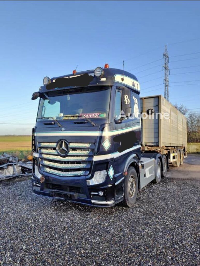 Mercedes-Benz Actros 2551 tegljač