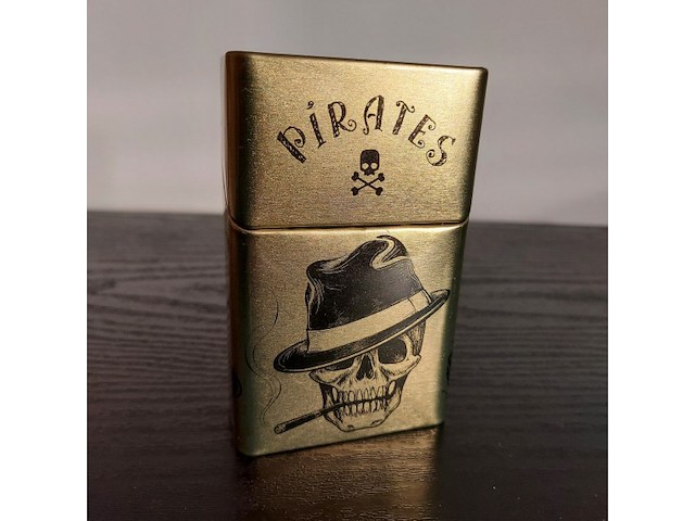 Metalna kutija za cigarete Urban Fusion LOBANJA Pirates