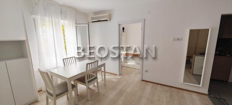 Novi Beograd - Blok 64 immo centar #66539
700 €