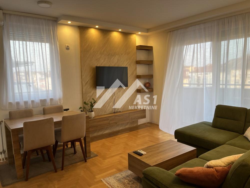 Izdajem Pet Friendly LUX trosoban stan na Novom Naselju !!! DUPLEX ID#5926
500 €