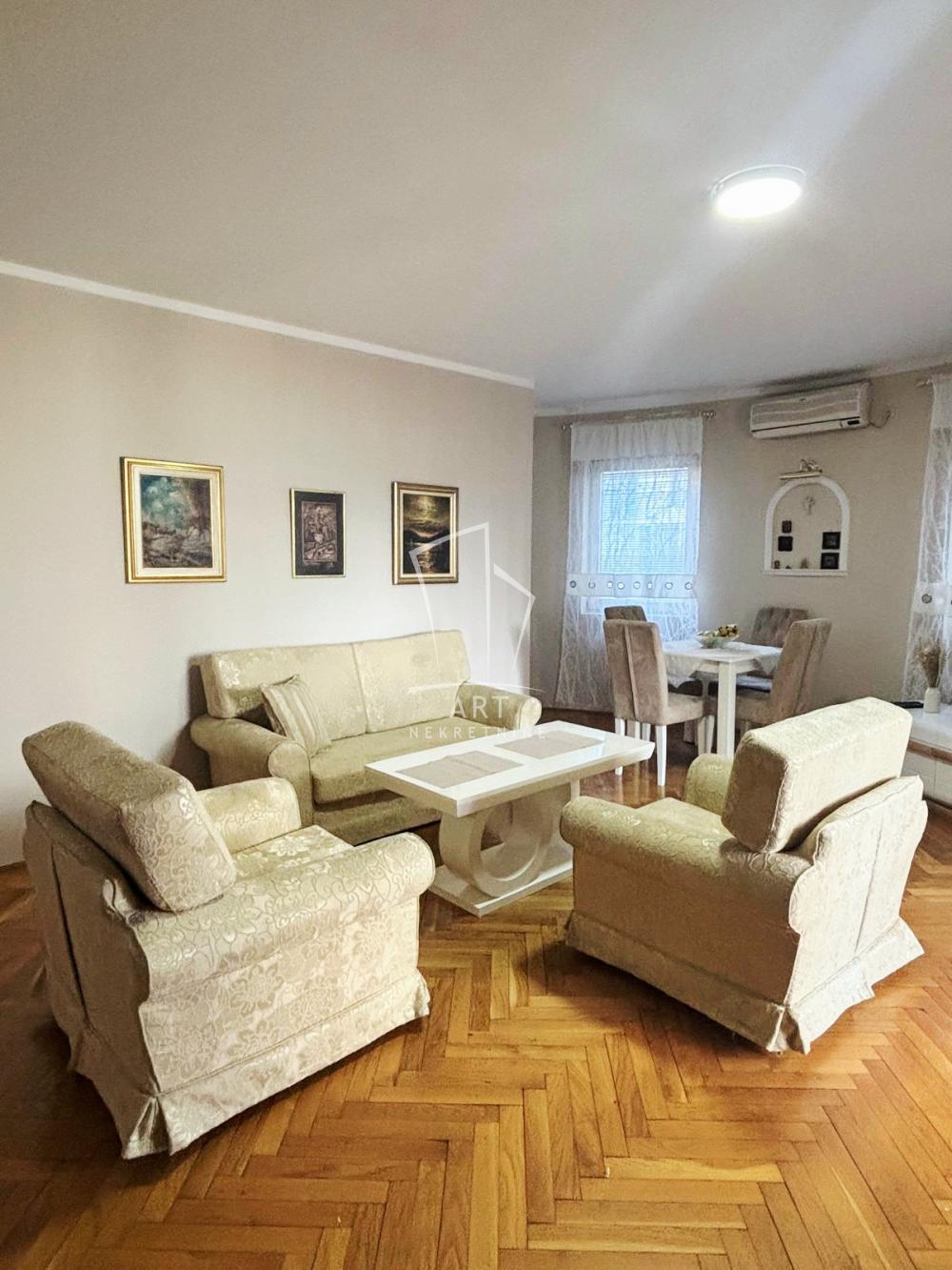 Namešten 3.0 stan, renoviran ID#12871
600 €