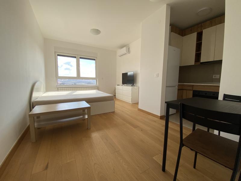 Zvezdara-Novogradnja-Bez ulaganja-Odmah useljiv ID#3163
135.000 €