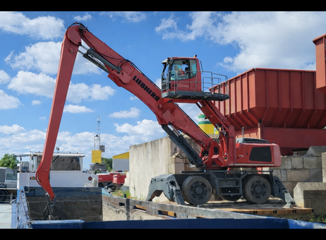 Teleskopski utovarivač Liebherr LH60 M