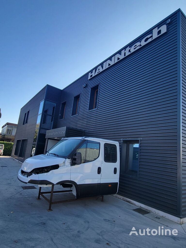 IVECO DAILY DOUBLE EURO 6 2014 -> kabina za IVECO komercijalnog vozila