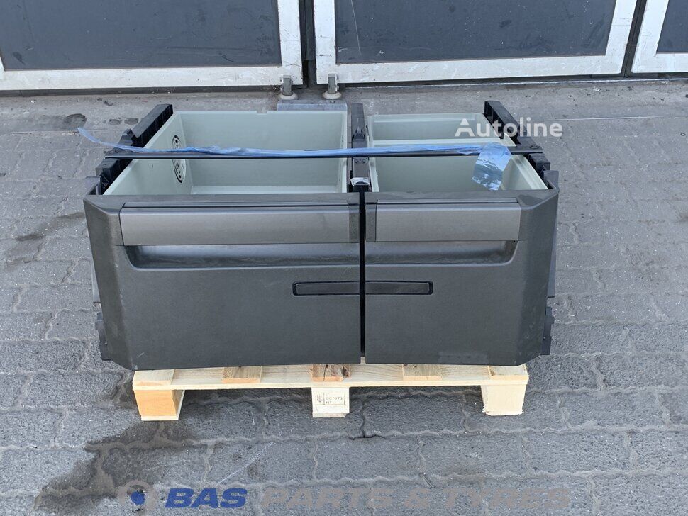 Volvo Storage box 82175205 pretinac za rukavice za Volvo kamiona