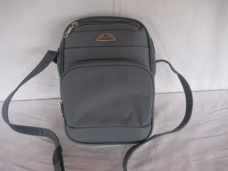 ORIGINAL " SAMSONITE " TORBICA - KAO NOVA - PL-SIVA