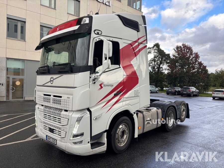 Prodaje se Volvo FH 62 TT tegljač na aukciji