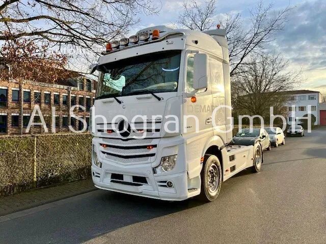 Mercedes-Benz Actros 1943 StreamSpace / Standklima / Euro6 tegljač