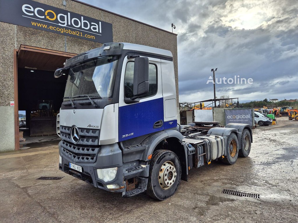Mercedes-Benz Arocs tegljač