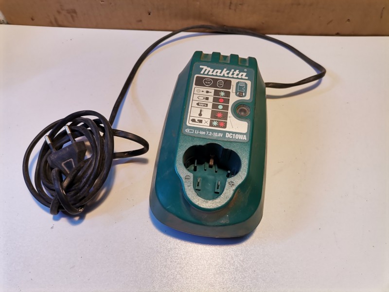 Makita punjac 10,8v