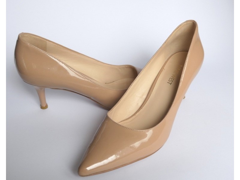 NINE WEST NUD SALONKE