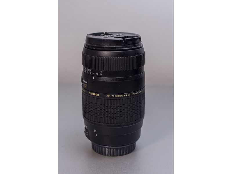 Tamron AF 70-300mm f4-5.6 Tele-Macro za Canon