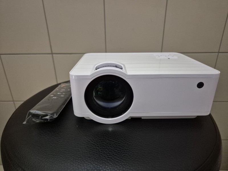 LED Video projektor TOPVISION T6