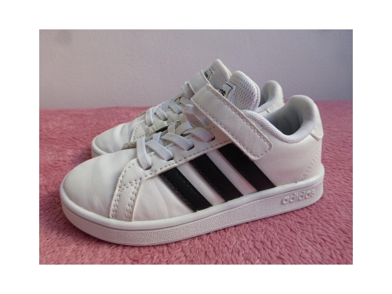 KAO NOVE, ORG. ADIDAS, UNISEX, UDOBNE PATIKICE 28