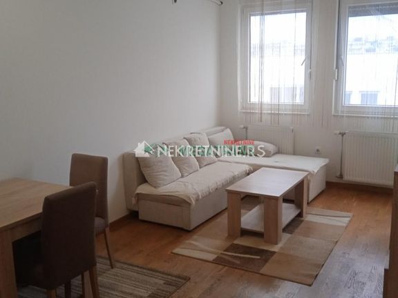 1.5-soban 38m2, lux, kompletno namešten, PET FRIENDLY, centar, K.Marka ID#1843