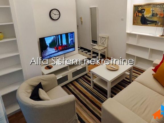 Vračar, Cvetni trg, 2.0 stan, 44m2, 850 EUR, ID 49470