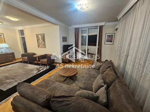 Novi Beograd, Blok 22, 3.0 stan, 100m2, 1100 EUR
