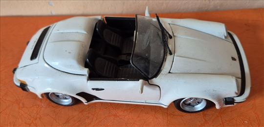 Beli porsche 911 speedster 1989 1/24 carrera