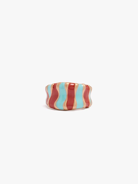 WIDE ENAMELLED RING WITH WAVES