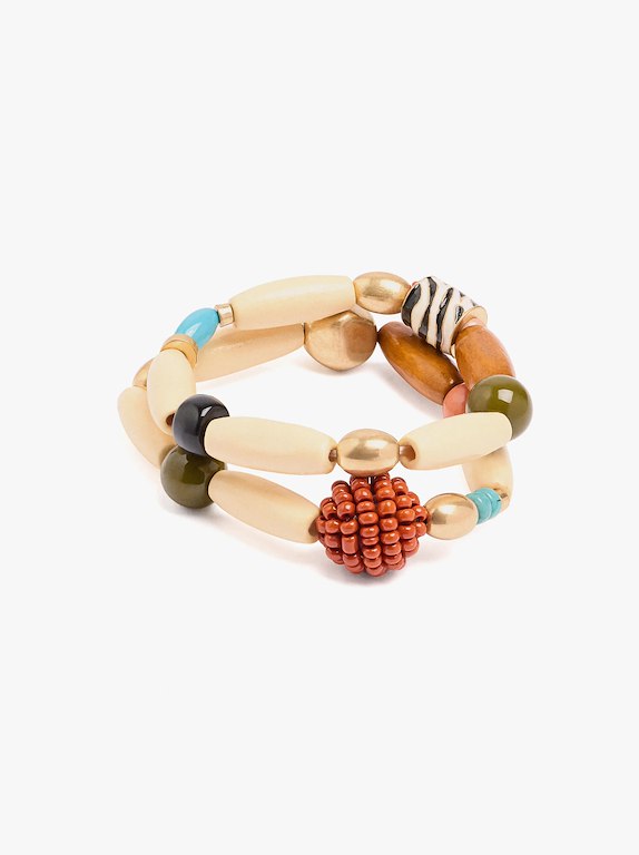 SET OF BRACELETS WITH WOODEN BEADS