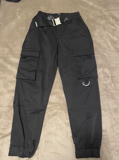 Bershka pantalone S