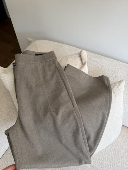 Zara pantalone