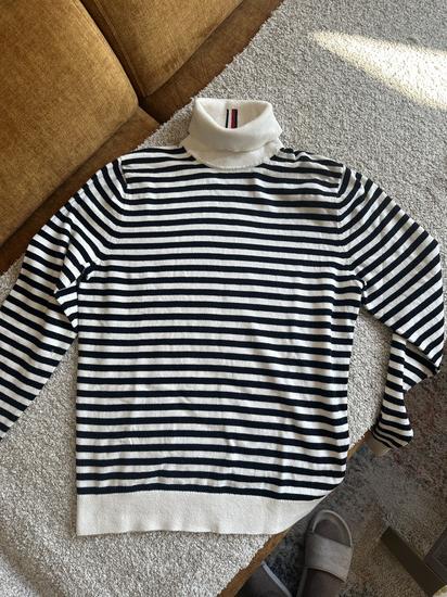 Original nova rolka TOMMY HILFIGER, S (moze i M)