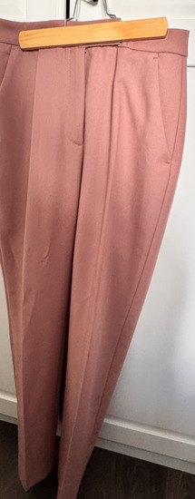 Zara pantalone