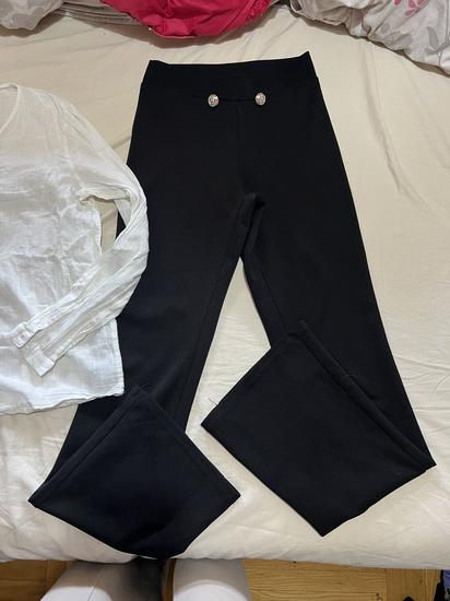 Zara pantalone poklon kosulja