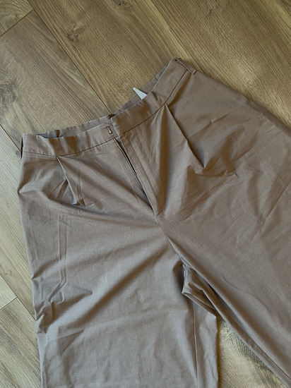 Zara pantalone M