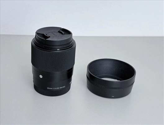 Sigma 30mm 1.4 DG DN za Sony E-mount