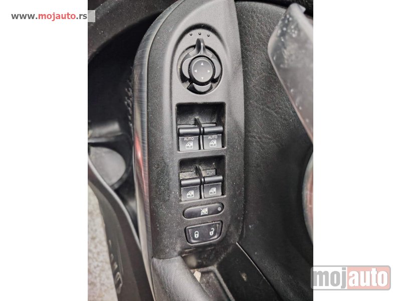 Fiat 500x Prekidaci stakla Originalni delovi Moguca ugradnja delova Alfa Romeo 147-156-166-159-GT-MiTo-Giulietta Fiat bravo 2 - croma -grande punto -multipla 2 -punto 3 -stilo-idea Freemont Panda ...