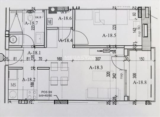 U izgradnji, miran kraj